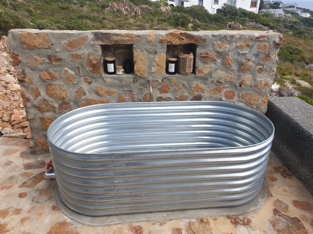 Pools & Tubs | RainQueen Corrugated Steel Products
